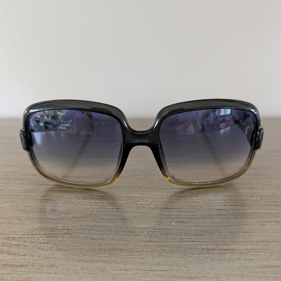 Gucci | Accessories | Gucci Gg 2477s Sunglasses G9h 620 Optyl Made In ...